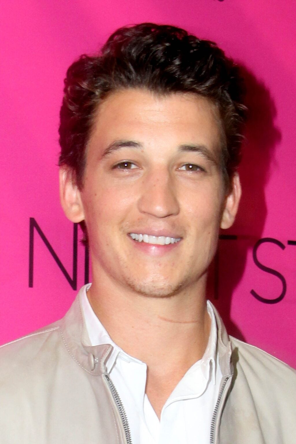 Miles Teller - Biography, Movies, Quotes, Videos - Martin Cid Magazine